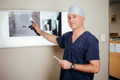 Dr McDonald Orthopaedic Surgeon